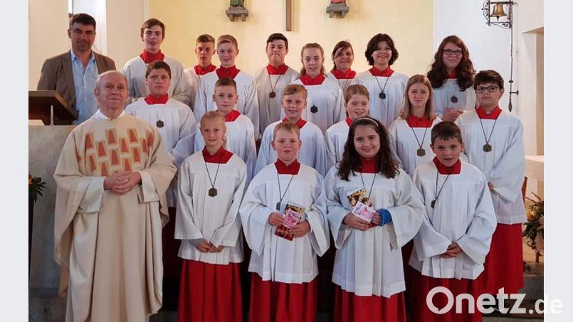 Neue Ministranten in Tröbes | Onetz
