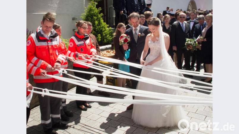 Trauung durch Cousin des Bräutigams | Onetz