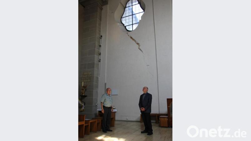 Risse in Amberger Dreifaltigkeitskirche | Onetz
