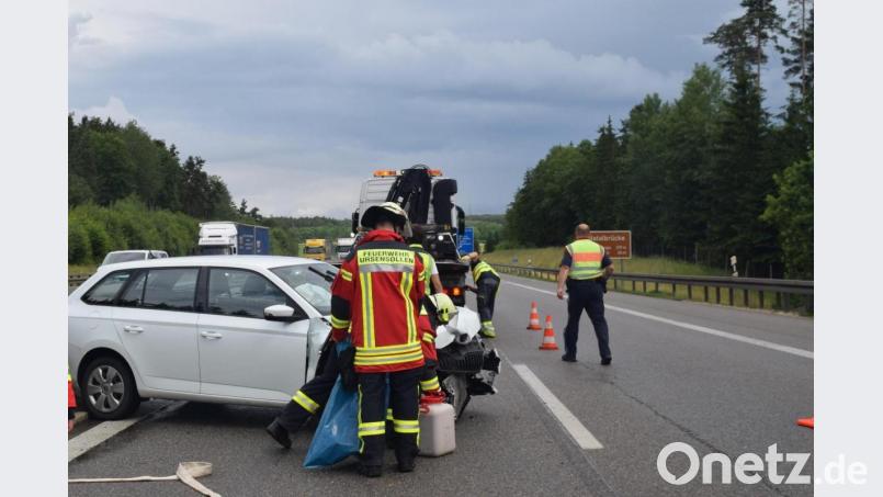 Vermutlich Aquaplaning: Unfall auf der A6 bei Ursensollen | Onetz