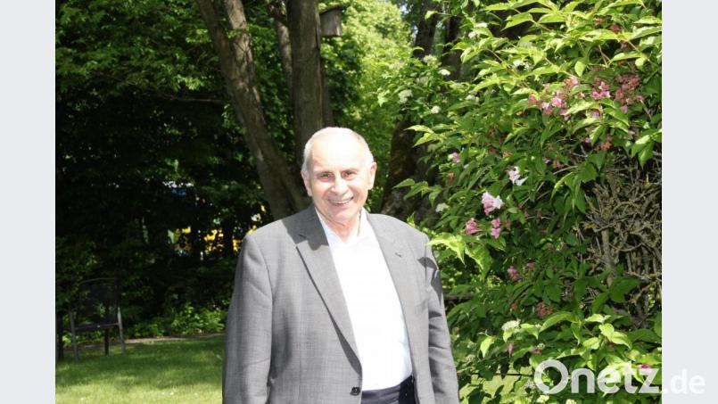 Amberger Pfarrer Josef Frey feiert 50-jähriges Priesterjubiläum | Onetz