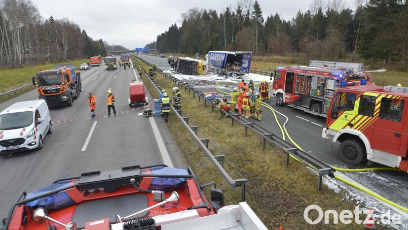 A8 bei Rosenheim nach schwerem Unfall wieder frei | Onetz