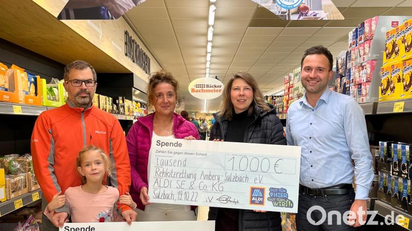 Aldi spendet nach Wettbewerb 3000 Euro an wohltätige Vereine | Onetz