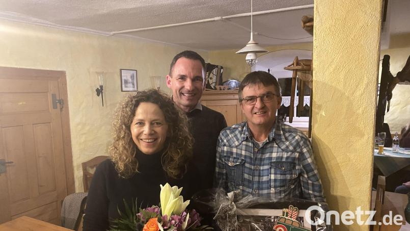 Autohaus Dobner dankt langjährigen Mitarbeitern | Onetz