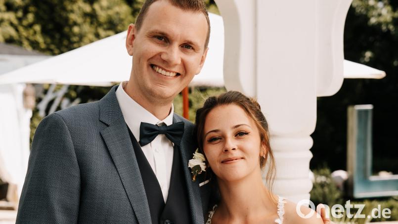 Tabea und Christian Trisl geben sich in Püchersreuth das Jawort | Onetz