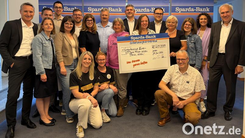 Sparda-Bank Weiden spendet 40.000 Euro für regionale Projekte | Onetz