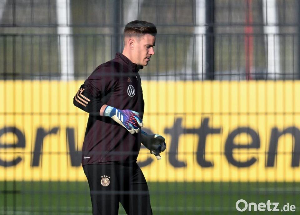 Zeitgleich in Berlin und Amberg: Symbolkraft einer alten Tora | Onetz