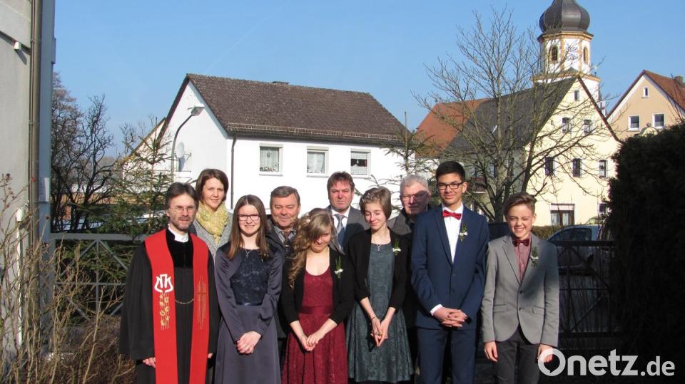 Konfirmation in Mantel: Jesus Christus ist Brücke zum Leben | Onetz