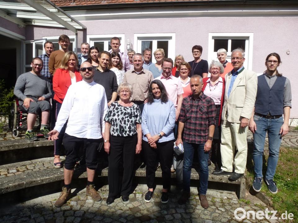 Erika Striegl feiert 75. Geburtstag: Mesnerin und fröhliche Sängerin | Onetz