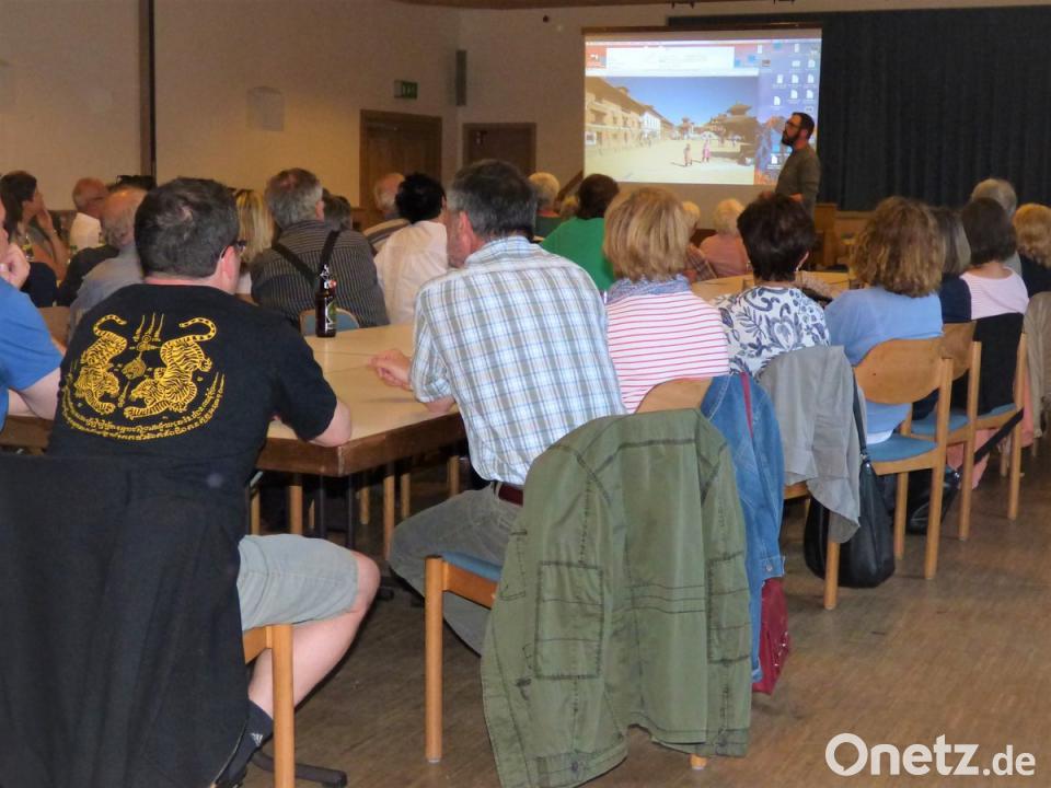 Robert Neubers Film über den Wiederaufbau der nepalesischen Königsstadt ...