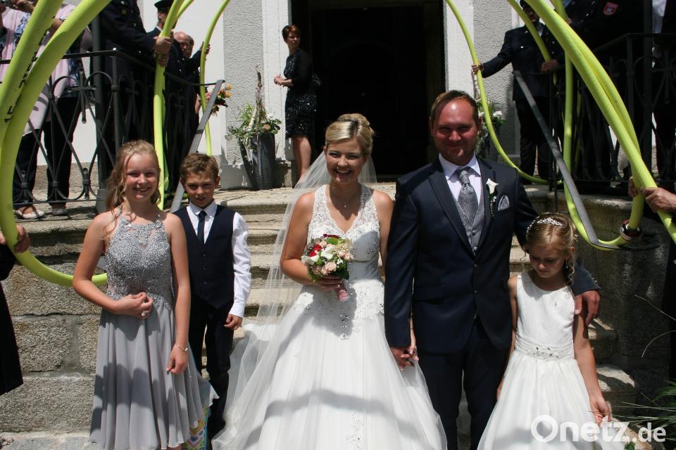 Kindergarten und Feuerwehr gratulieren | Onetz