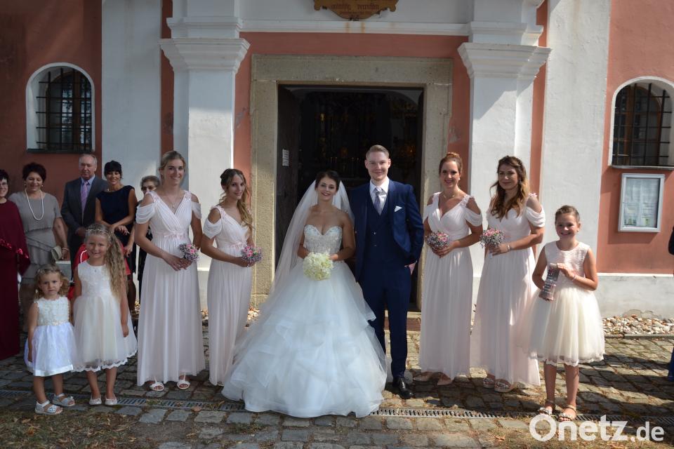 Im Bentley zur Trauung | Onetz