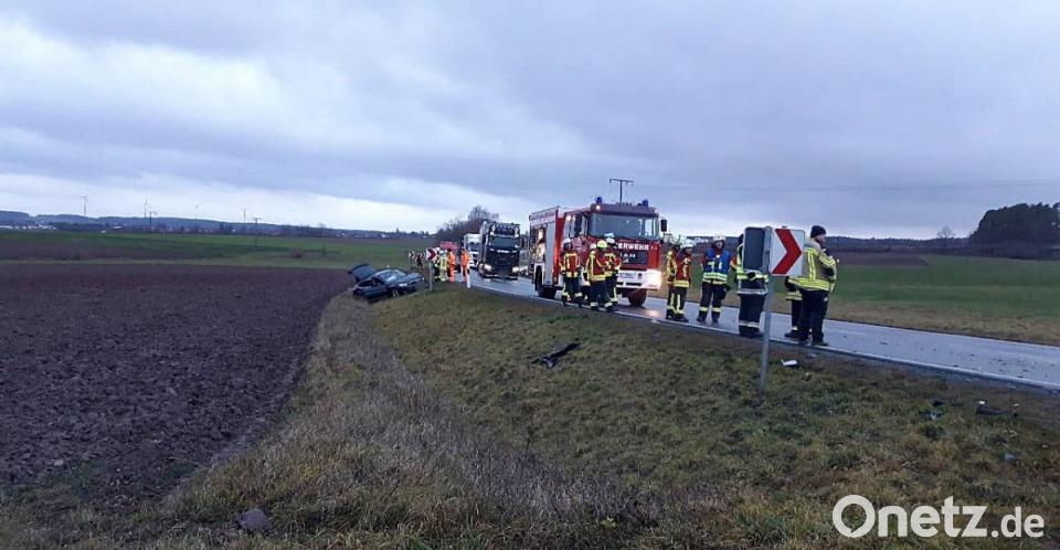 Unfall auf der B22 | Onetz
