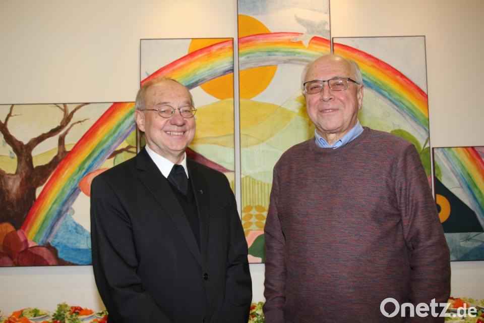 Fast 50 Jahre für die Kirchenverwaltung | Onetz