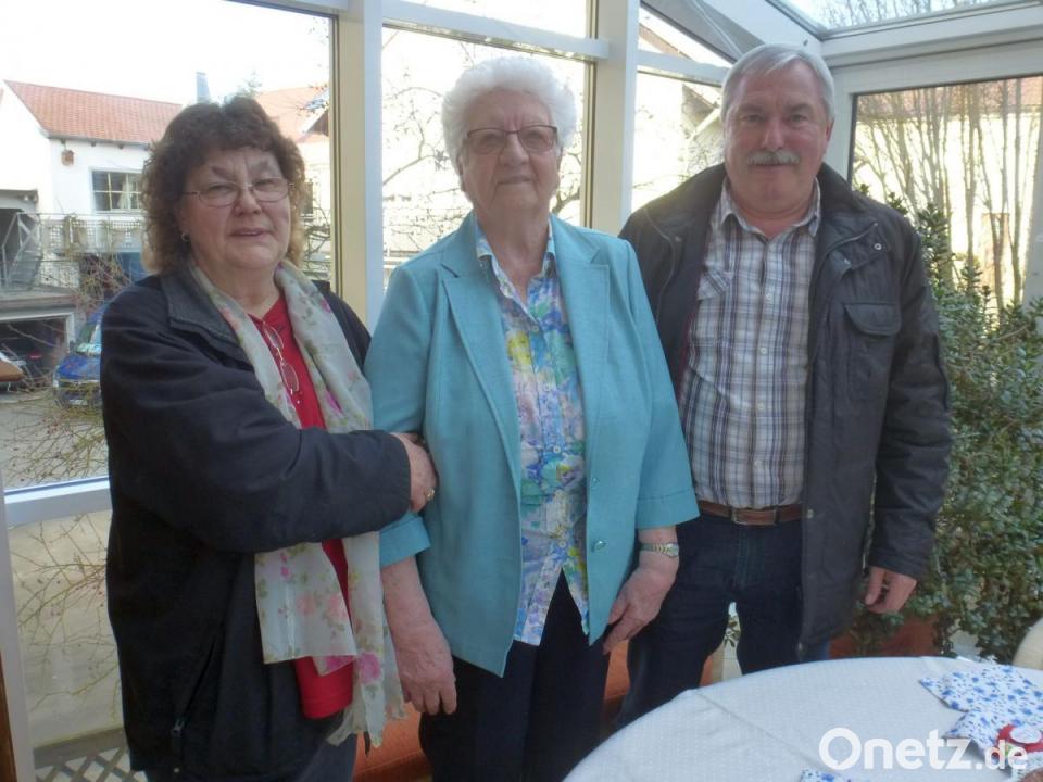 Maria Bollinger auch mit 90 noch immer gesellschaftlich aktiv | Onetz