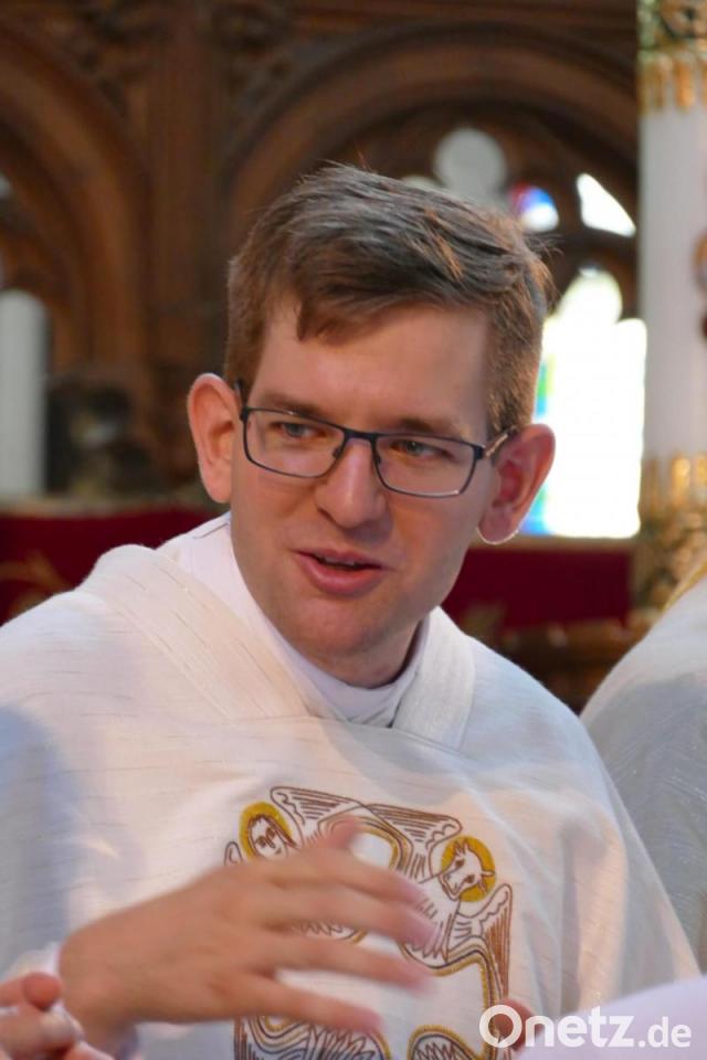 Bald zwei Alexander im Pfarrhaus | Onetz