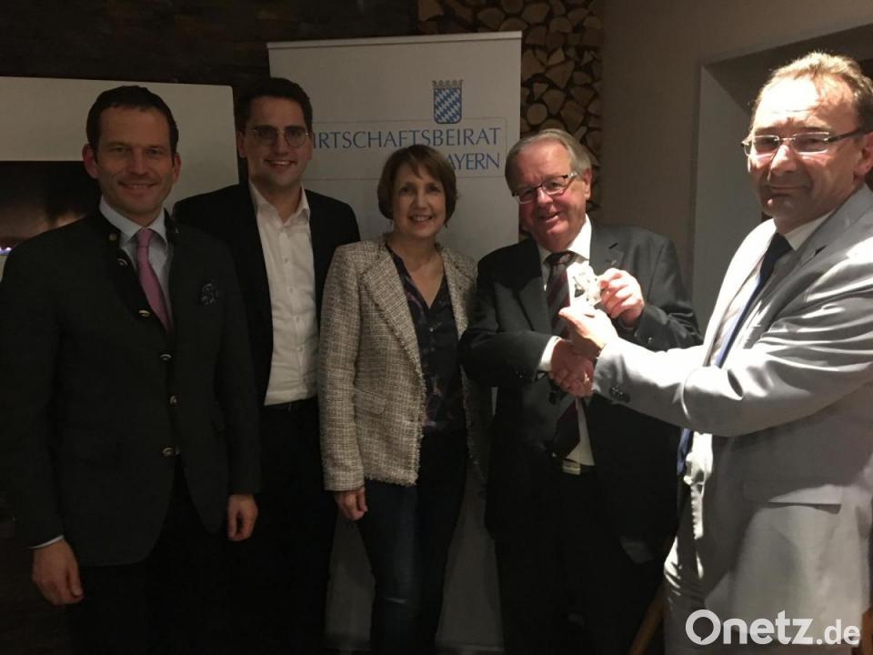 Wirtschaftsbeirat: Vorsitzender Helmut Hör gibt Amt ab | Onetz