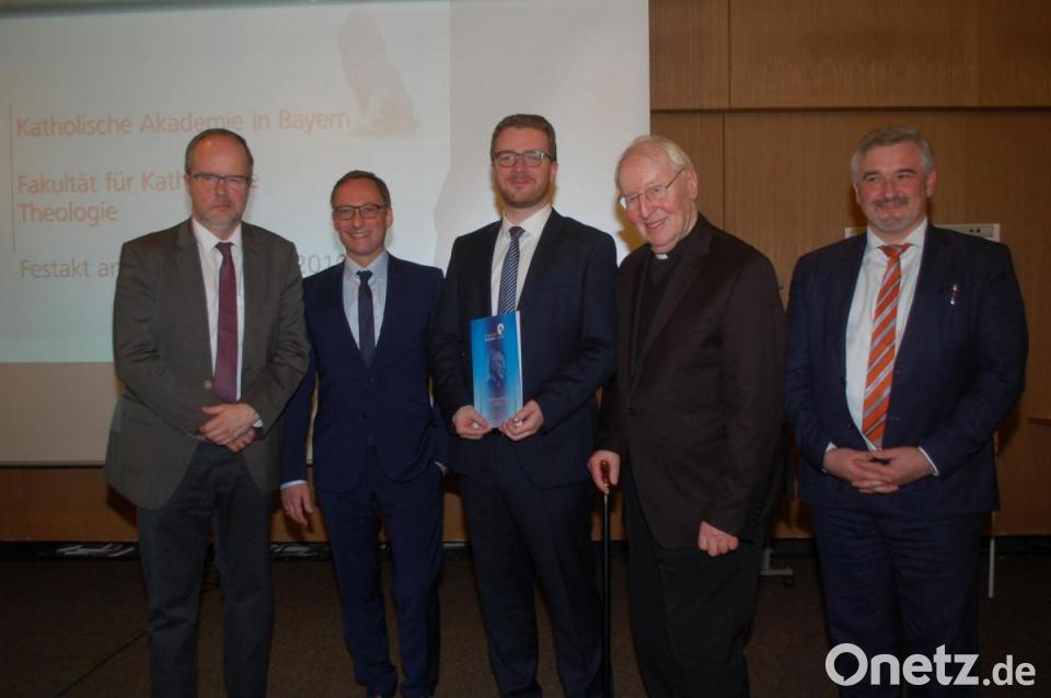 Gebürtiger Weidener erhält hohe Auszeichnung | Onetz