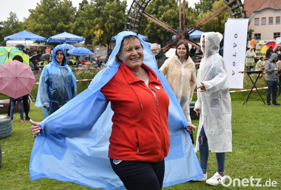 3000 Menschen feiern in Amberg bei "Sommer in der Stadt" | Onetz