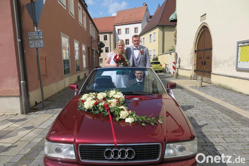 Nach dem Jawort mit dem Cabrio zur Feier | Onetz