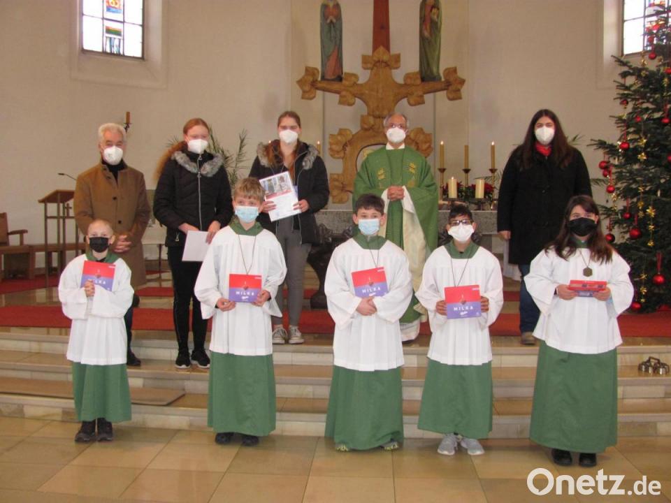 Neue Ministranten in Weiherhammer | Onetz