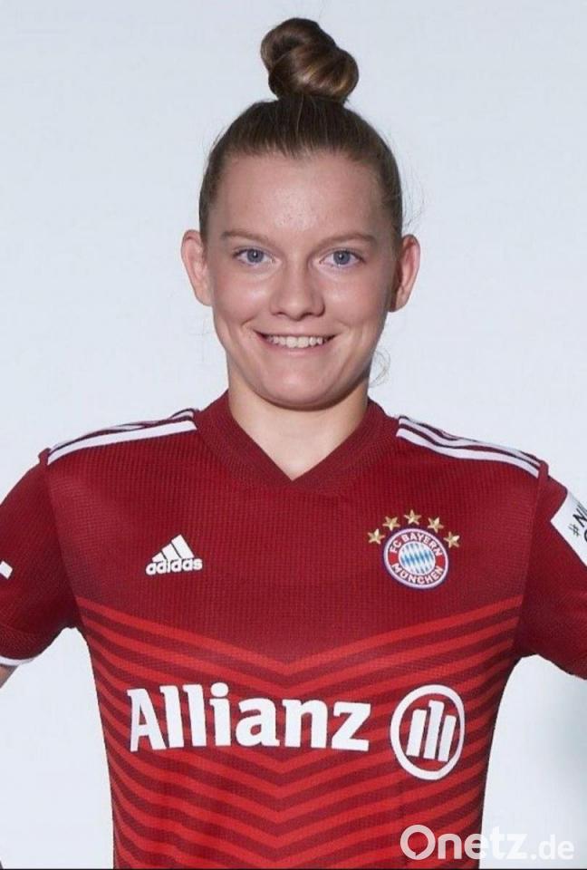 Sarah Ernst: Eine junge Nittenauerin stürmt für den FC Bayern | Onetz