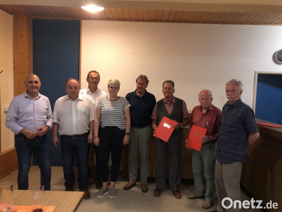SPD Haselmühl-Kümmersbruck ehrt langjährige Mitglieder | Onetz