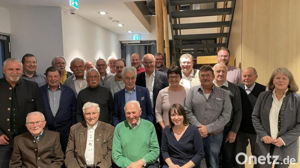 CSU Weiherhammer ehrt treue Mitglieder | Onetz