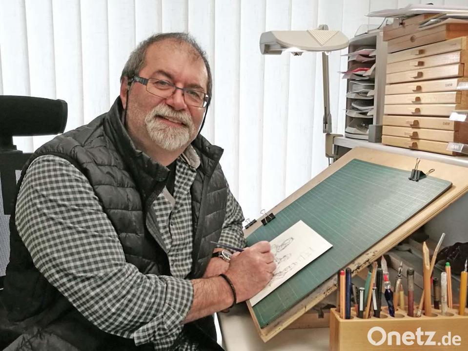 Karikaturist Jürgen Tomicek und die Darstellung von Krieg | Onetz