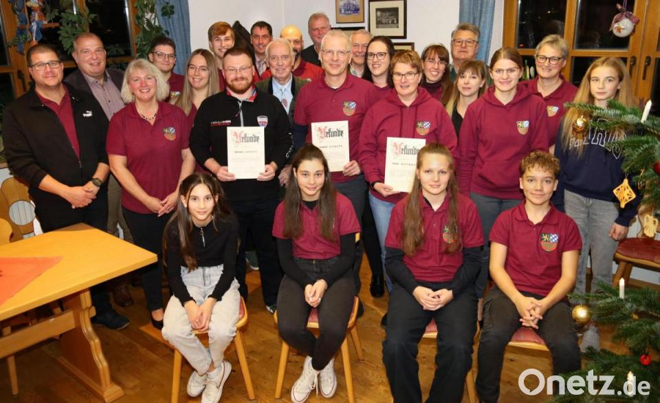Ehrungen beim Akkordeonorchester Weiden | Onetz