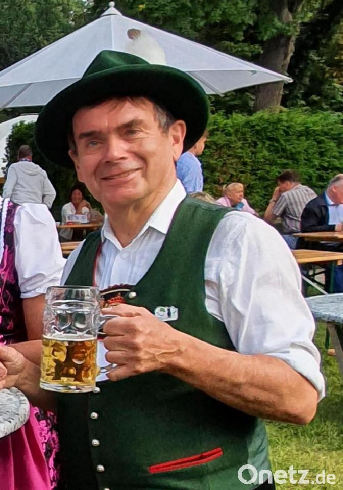 Der Amberger Helmut Amberger (71) vertritt die Bayern in Berlin | Onetz