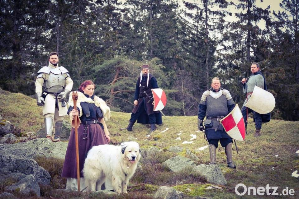 Mit den "Schwertbrechern" auf Sagenwanderung um Burg Reichenstein | Onetz