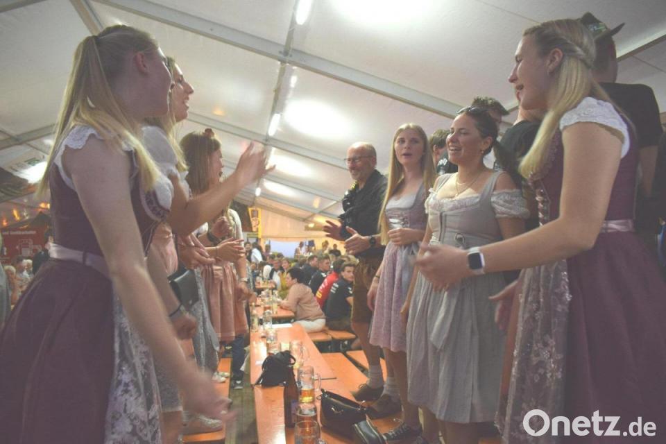 Willhofer Kirwa endet mit „Vollgas“ im Festzelt | Onetz