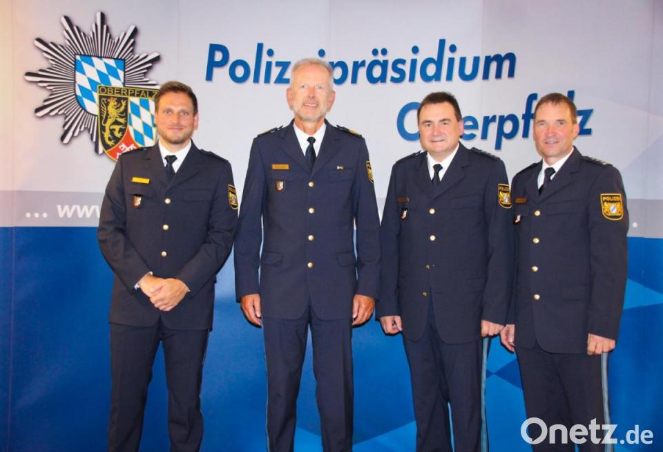 Amtswechsel bei der Polizei Burglengenfeld: Franz Wenig neuer Chef | Onetz