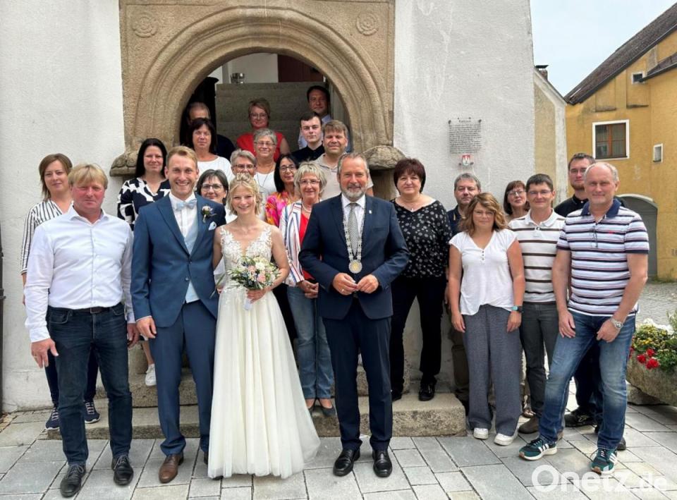 Standesbeamtin auf der anderen Seite: Johanna Kick heiratet in Nabburg Johannes Bäuml | Onetz