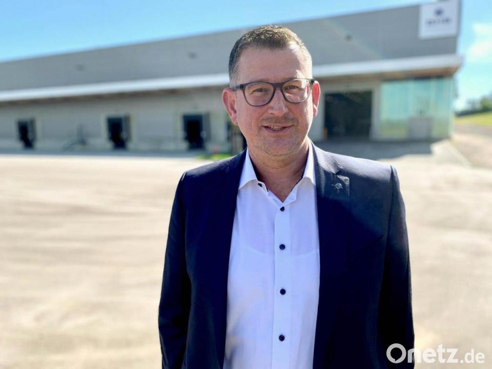 Neues Logistikzentrum der BHS Weiherhammer in Betrieb: So funktioniert ...