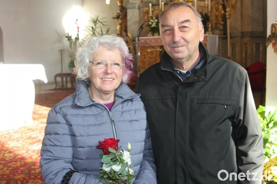 40 Jahre gemeinsam durch dick und dünn: Drillingseltern Franziska und ...