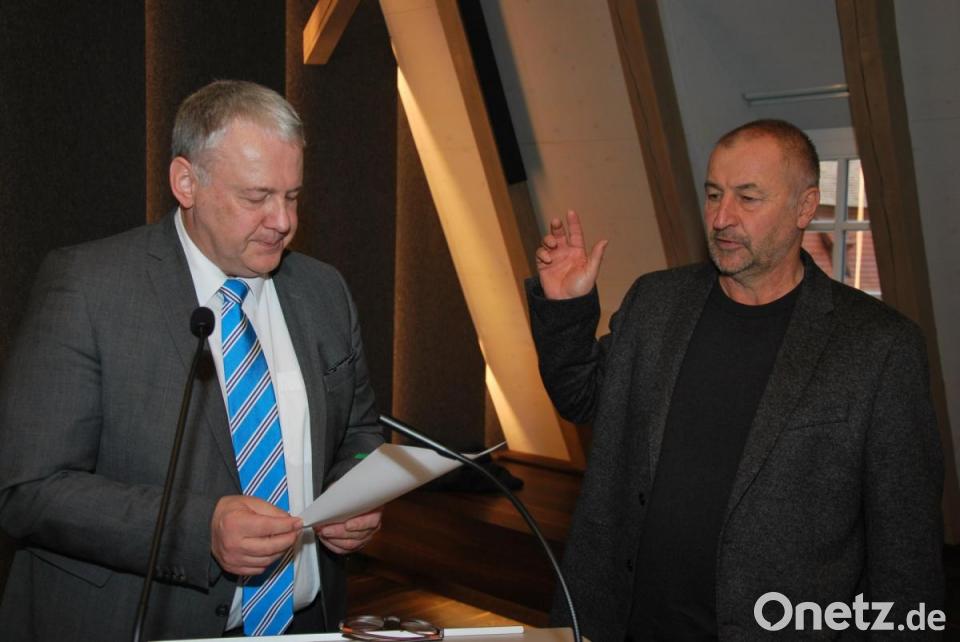 Urgestein des Kreistags, Hans Pickel, verabschiedet | Onetz