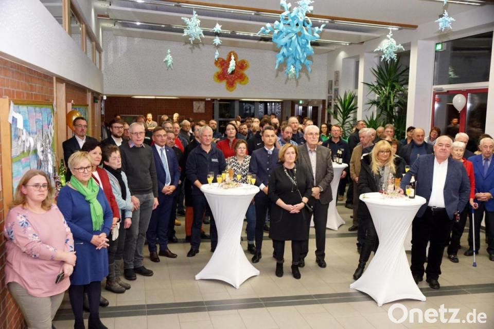Gemeinde Immenreuth zeichnet drei Persönlichkeiten mit Bürgermedaille aus | Onetz