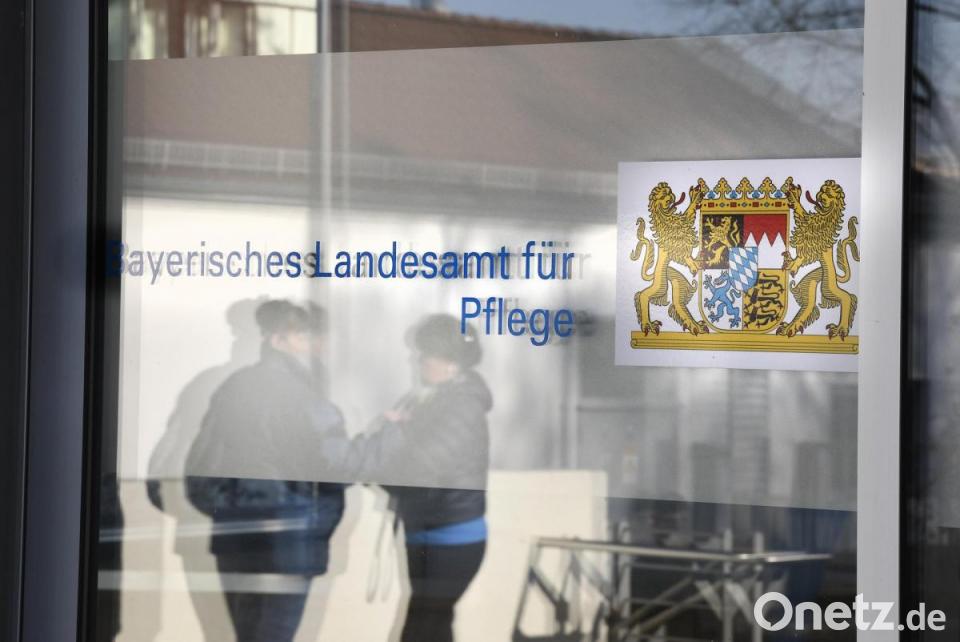 Fünf Jahre Landesamt für Pflege in Amberg: Festakt mit Söder und ...