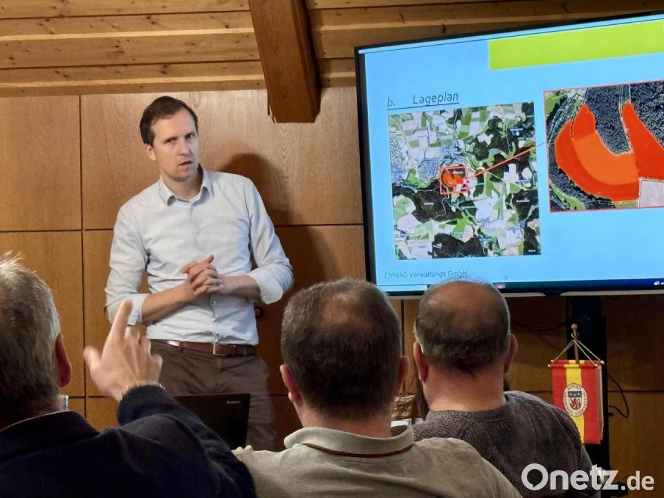 Der dritte Solarpark in Störnstein: Zehn Hektar Fläche am Gügel | Onetz
