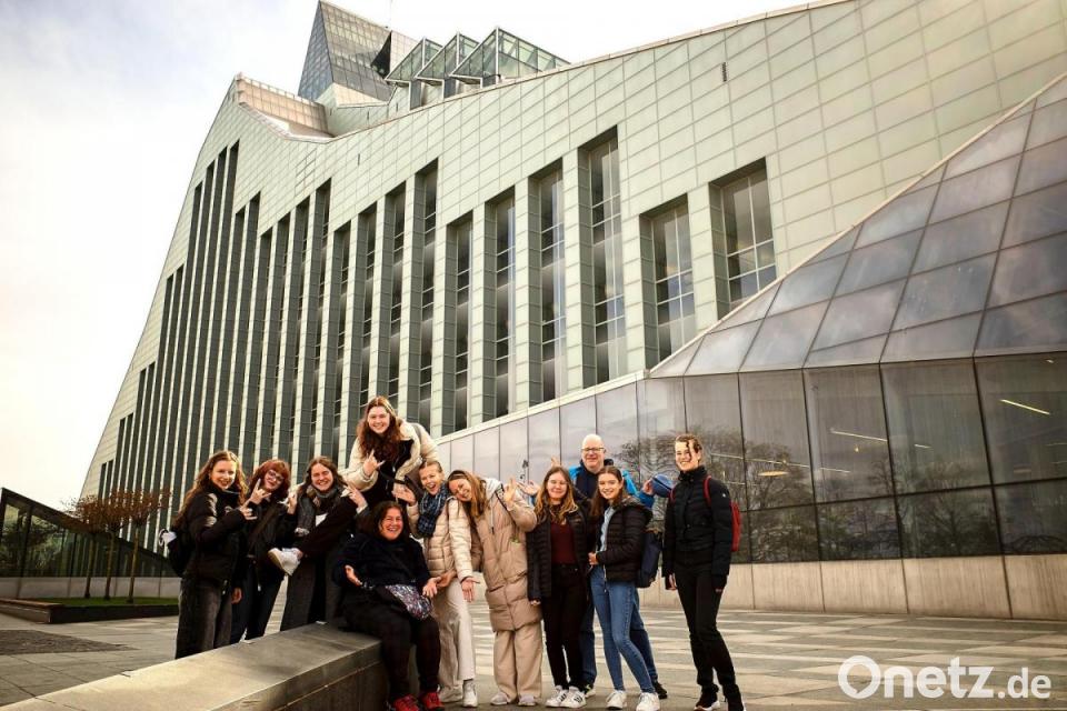 Schülerinnen aus Amberg debattieren in Riga | Onetz