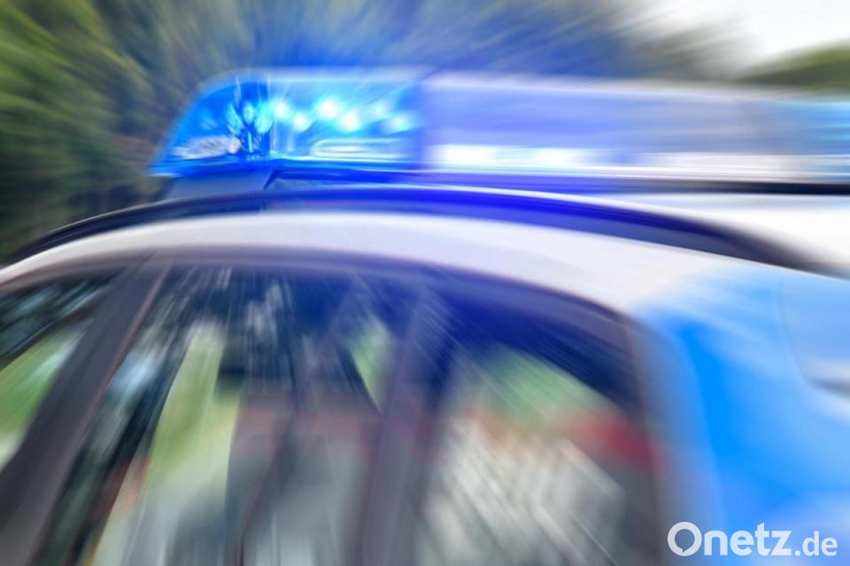 Unfallflucht im Parkdeck Naabwiesen: Polizei Weiden sucht Zeugen | Onetz