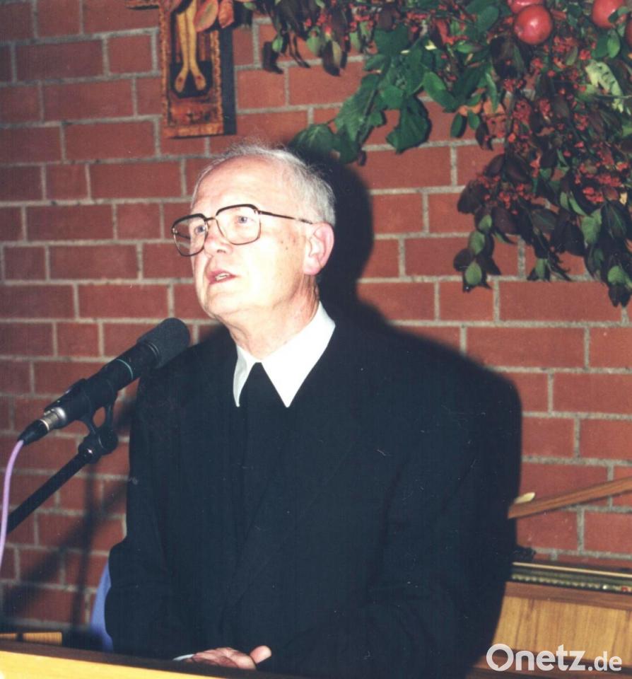 Pfarreien Aschach-Raigering und Ehenfeld trauern um Pfarrer Franz Reich | Onetz