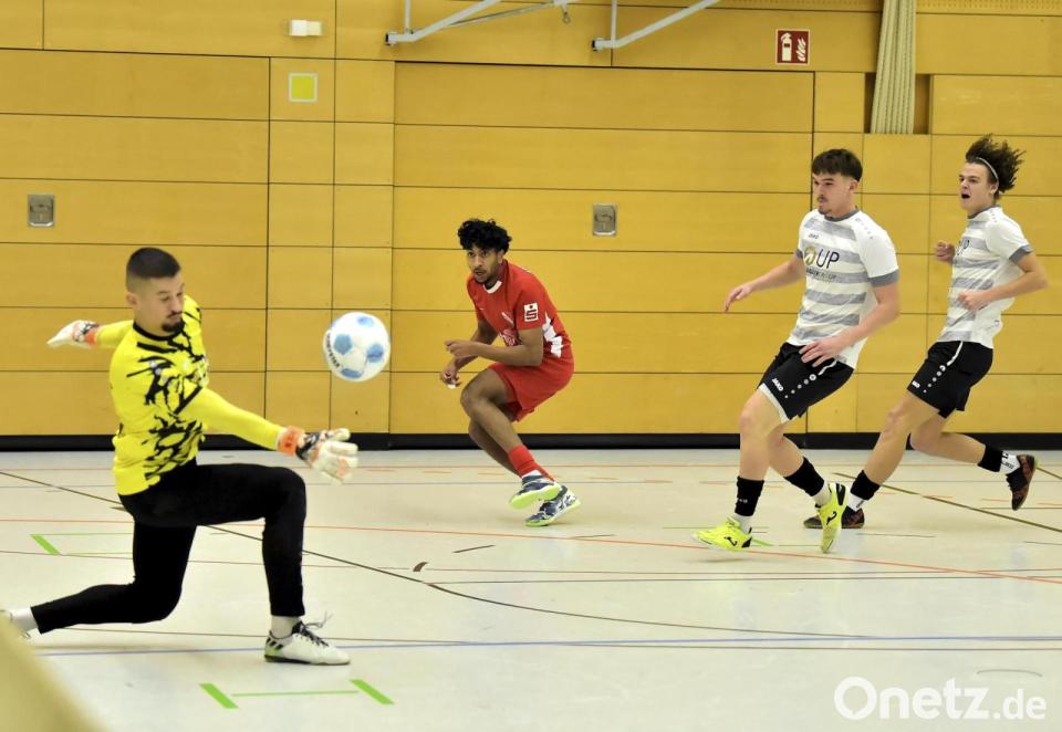 Hallenfußball in Auerbach: Wer macht dem ATSV Erlangen den Turniersieg ...