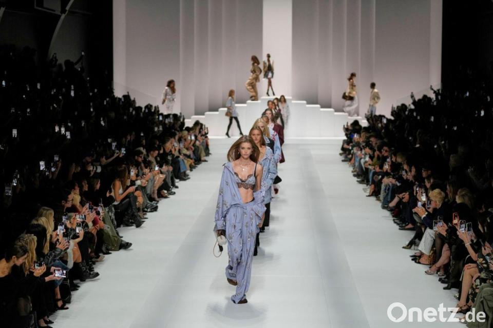 Der Pyjama als Alltagsoutfit: Mode war nie bequemer | Onetz