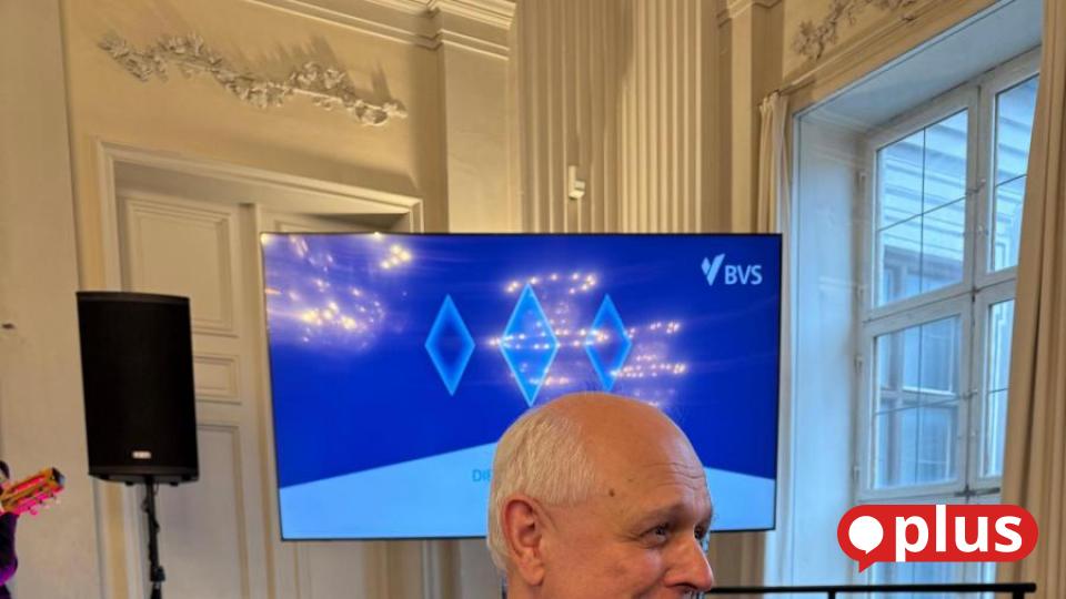 Karl-Hans Hofmann aus Waldsassen bester Dozent an der Bayerischen ...