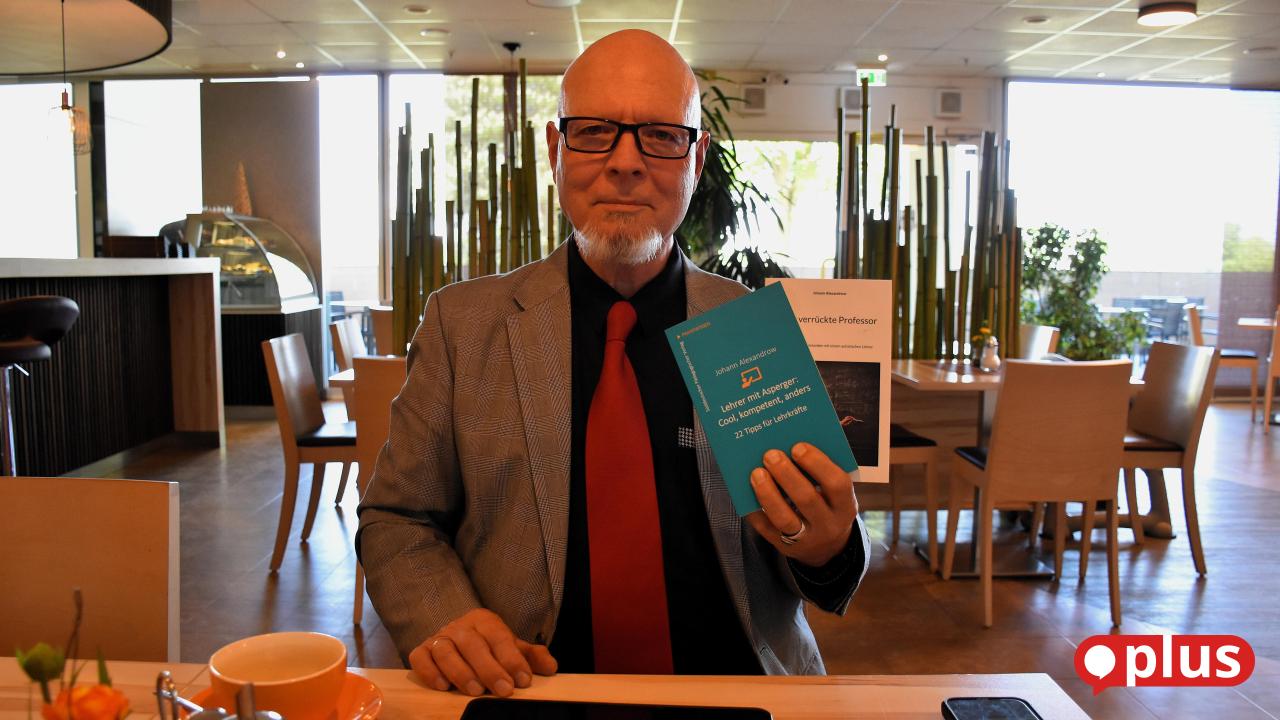 Warum der frühere Lehrer Martin Hauk ein Buch über das Asperger-Syndrom geschrieben hat | Onetz