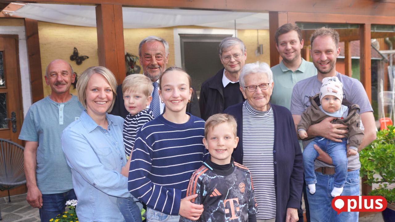 Erika Müller aus Oberbernrieth feiert 85. Geburtstag | Onetz