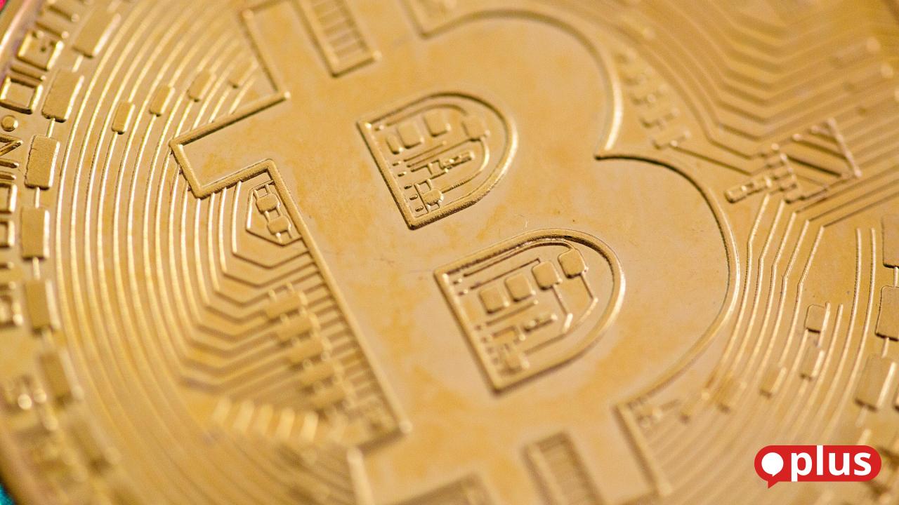 Aery tiefling facial using the offerings of the Bunny Girls